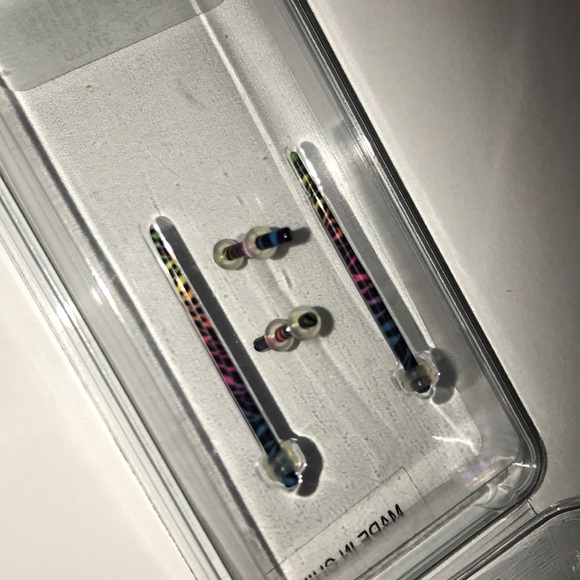 Hot Topic | Jewelry | 4g Ear Gauges | Poshmark